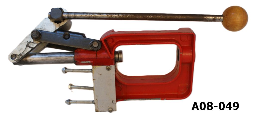 085B-A08-049 Lee Precision Single Stage Press – Used – Classic Arms